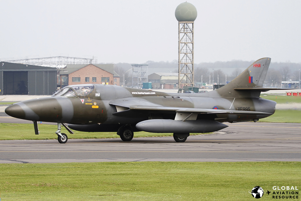 blogGAR: Hawker Hunter Aviation (HHA) at RNAS Yeovilton - Global ...