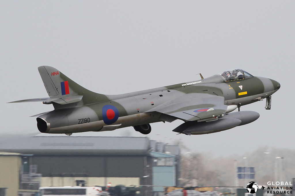 blogGAR: Hawker Hunter Aviation (HHA) at RNAS Yeovilton - Global ...